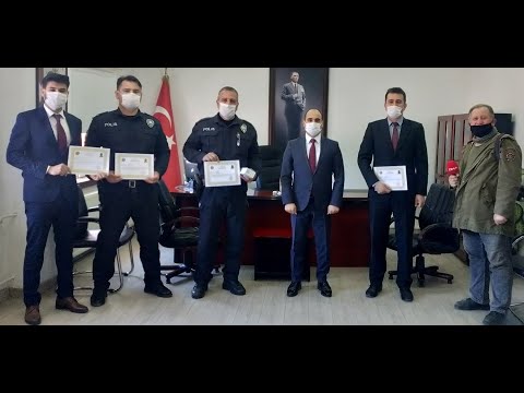 Irmağa atlayan kızı kurtaran polisler ödüllendirildi/OBA AJANS