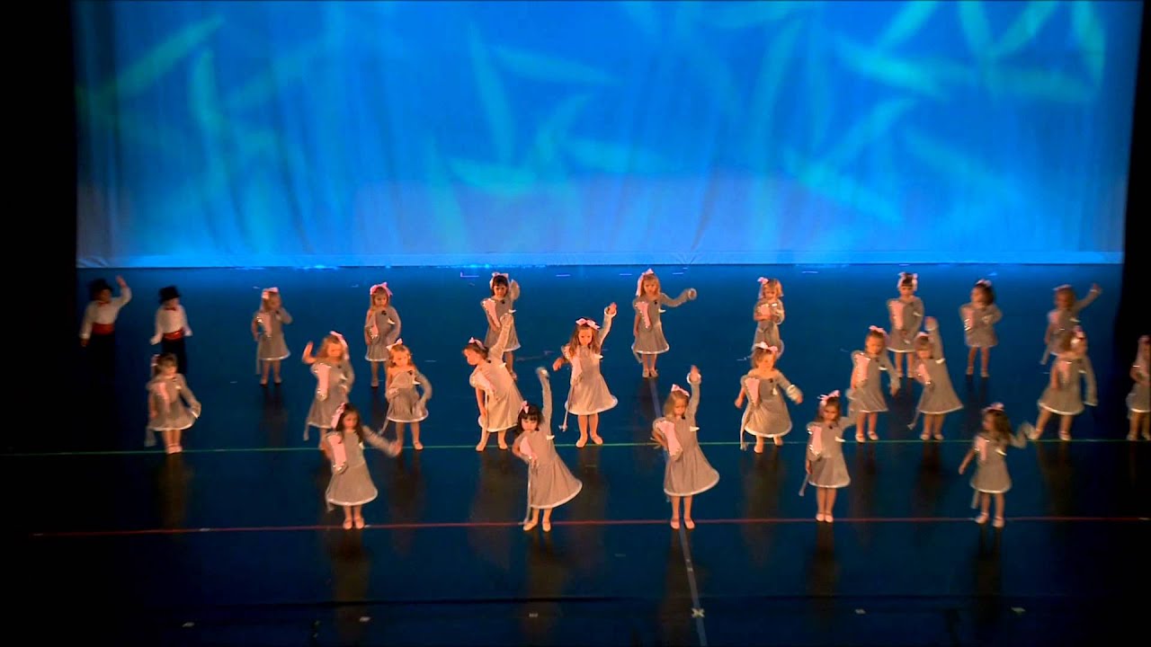 Kinsley 2010 Dance Recital - Elephant Walk - YouTube
