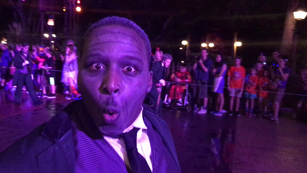 Mickey's Boo to You Halloween Parade WDW 2017 - YouTube