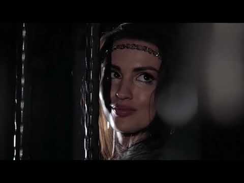 Vajze Korçare nga Adrian Koni