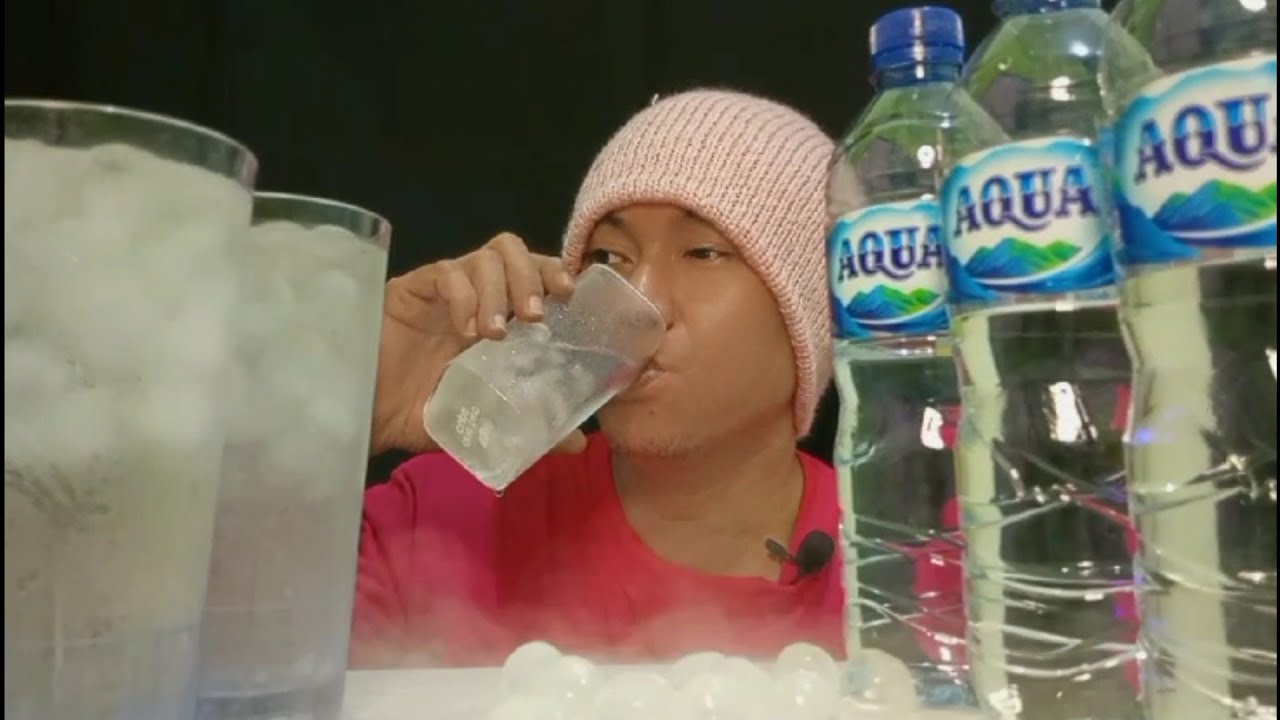 ASMR || COLD DRINKING SOUNDS 🔴 AQUA MINERAL WATER. YOUR FAVORITE ...