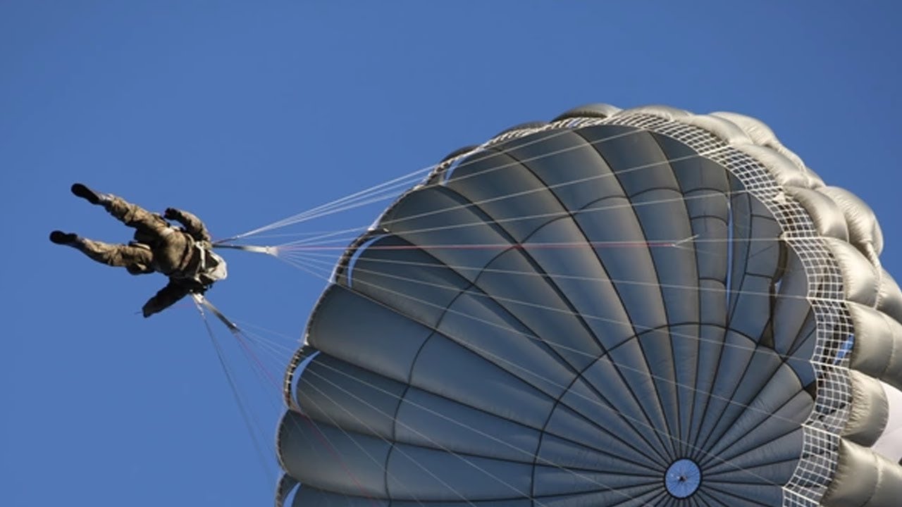 US Army Ranger • 75th Ranger Regiment Become a Ranger Parachute Rigger ...