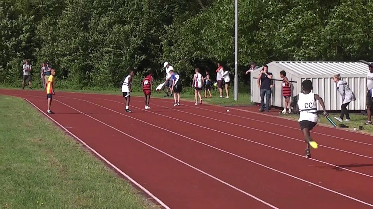 Croydon Harriers @ Ebbisham League M2, 2019, Ewell, Under 13 boys - YouTube