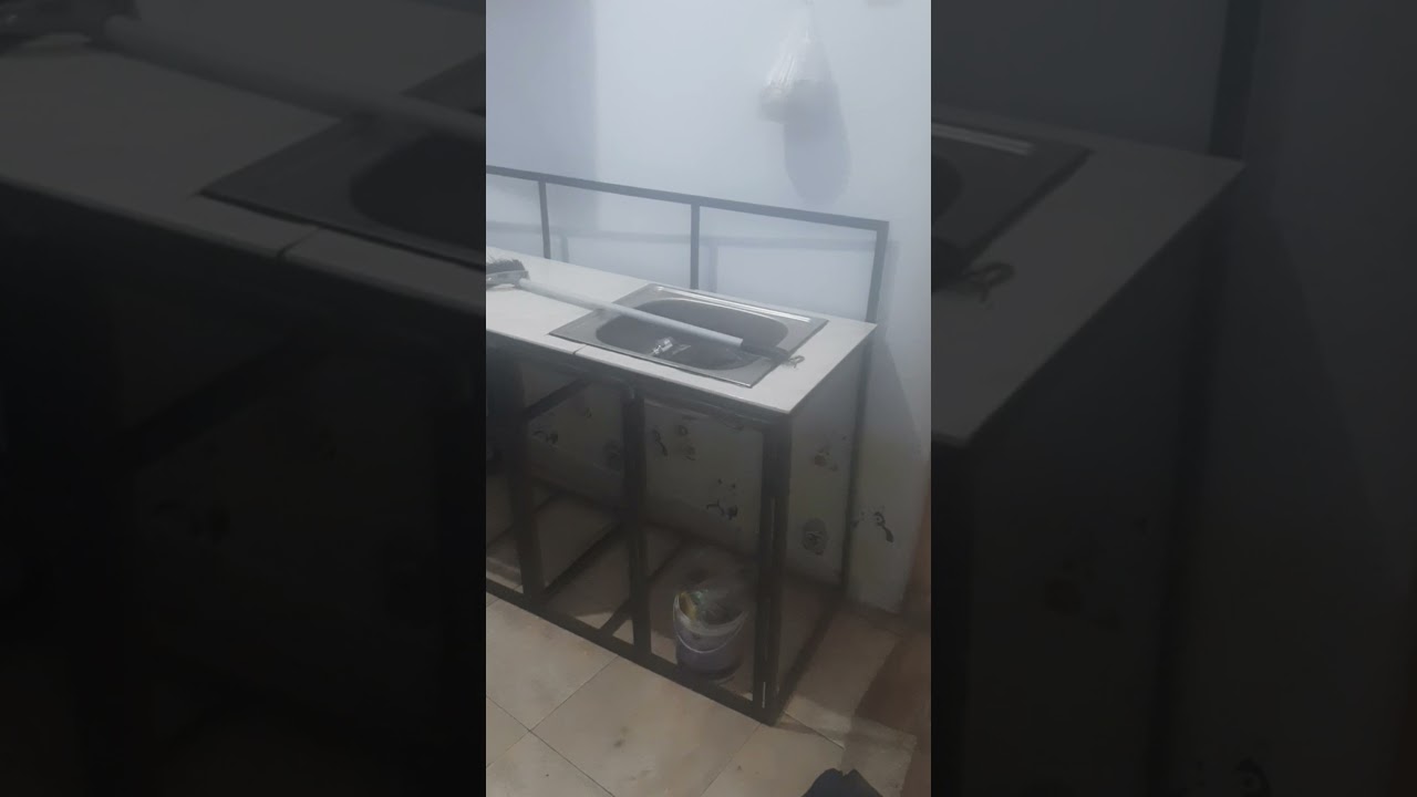 Berawal iseng, Kitchen Set menggunakan rangka besi siku dan plat strip ...