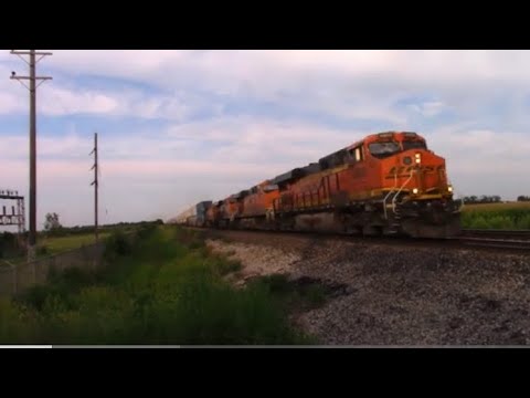 BNSF Intermodal Blasts Over the Haddon Rd Crossing at Mile Post 68.23 ...