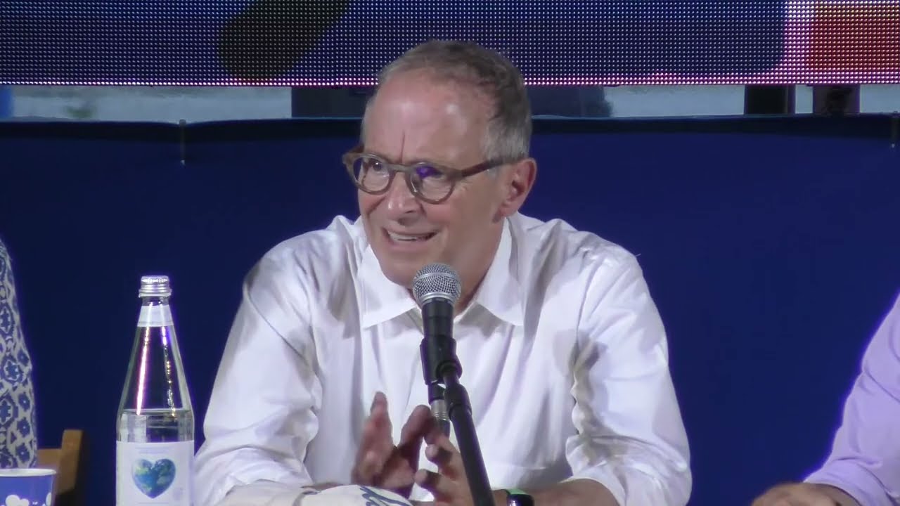 TUTTO PORTA A UNA RISATA - David Sedaris con Marco Archetti - YouTube