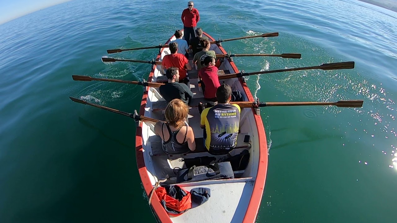 Initiation de rame traditionnelle à Argelès - YouTube