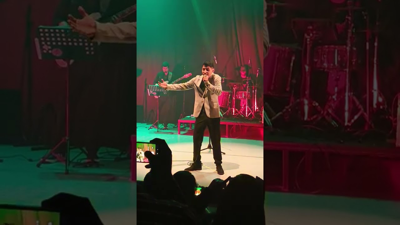 Roberto Lobos|Primer Concierto - YouTube