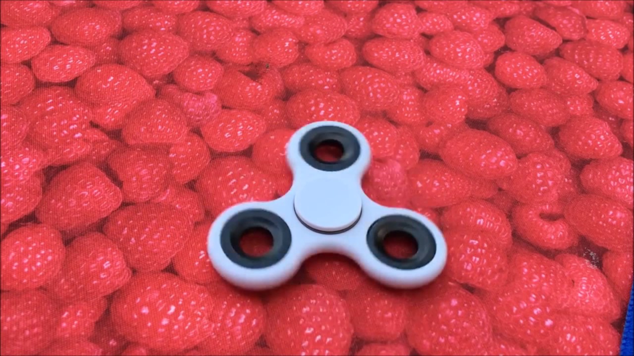 Fidget Spinner spinning almost five minutes - YouTube