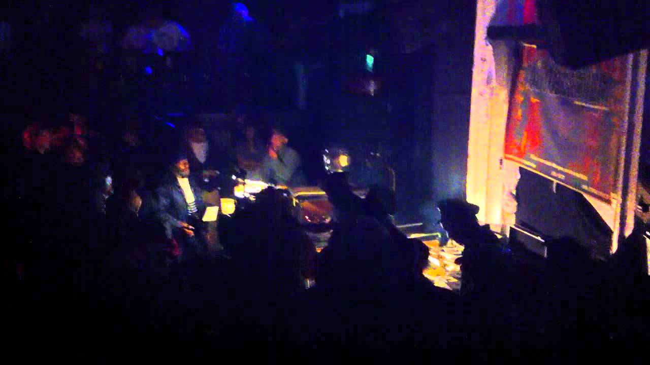 JAH OBSERVER SOUND SYSTEM - LAST DANCE IN UK - Brixton MASS 07-10-11 Pt ...