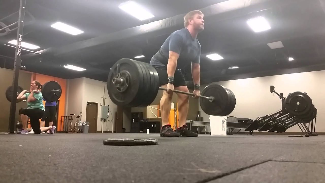 285 squat clean - YouTube