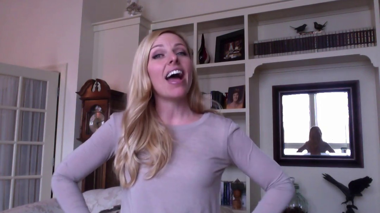 Tomorrow - Annie - (Calee Reed) - YouTube