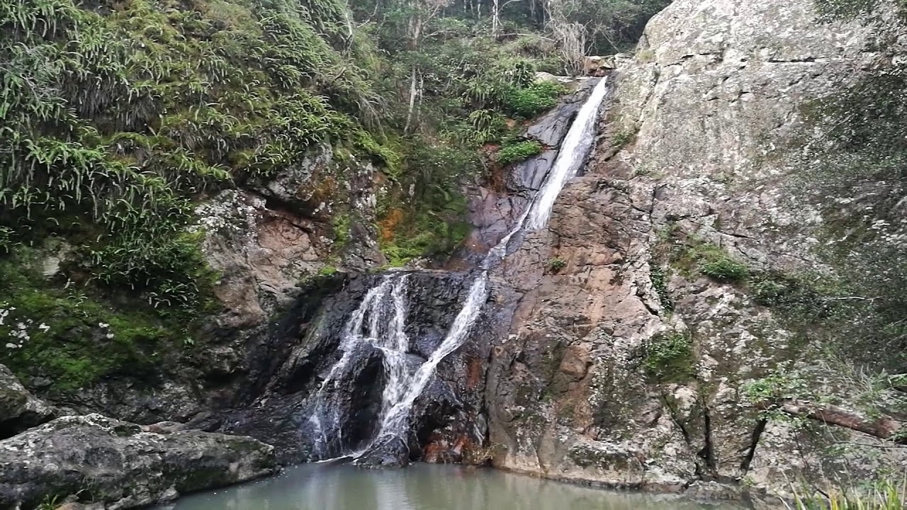 Narrows Lookout Waterfall - YouTube