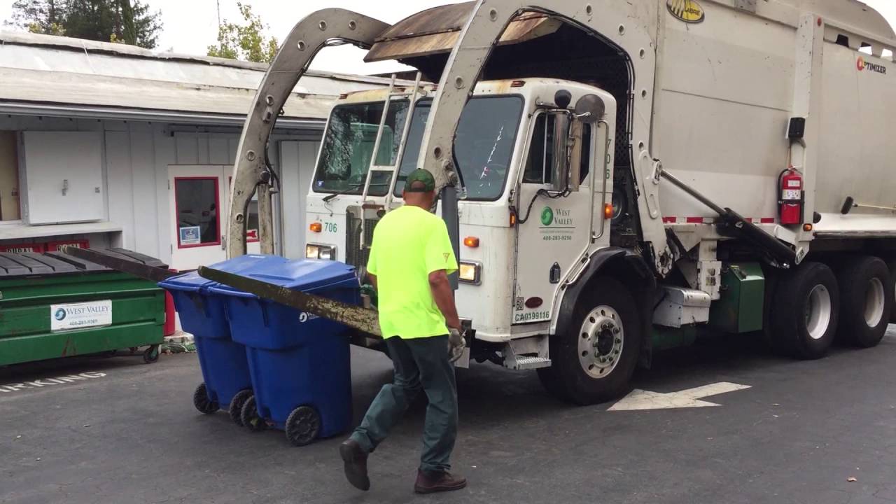 Labrie Optimizer Front Loader Dumping Carts - YouTube