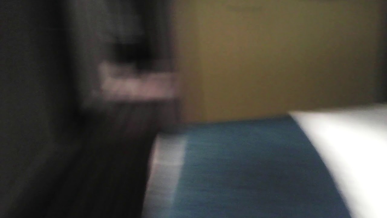 Butlins wave hotel room tour - YouTube