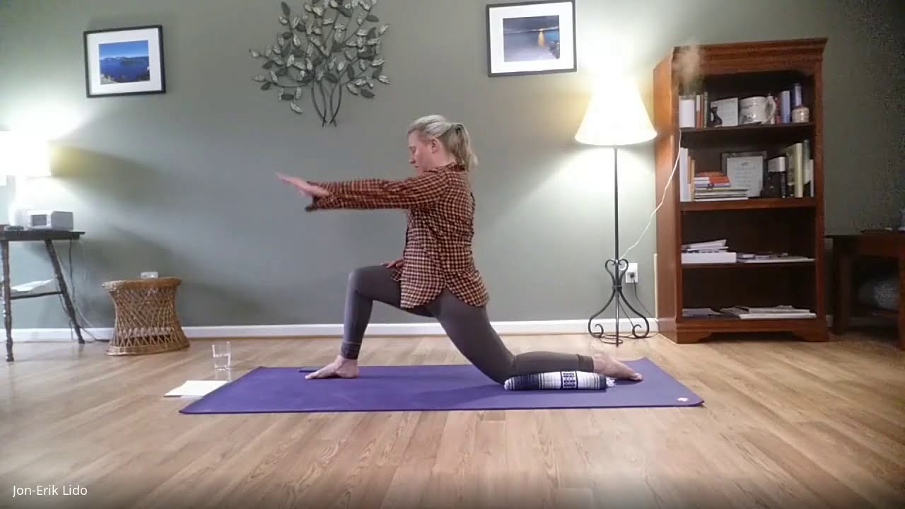 Yin Yoga Class: Dragon Lunges - YouTube