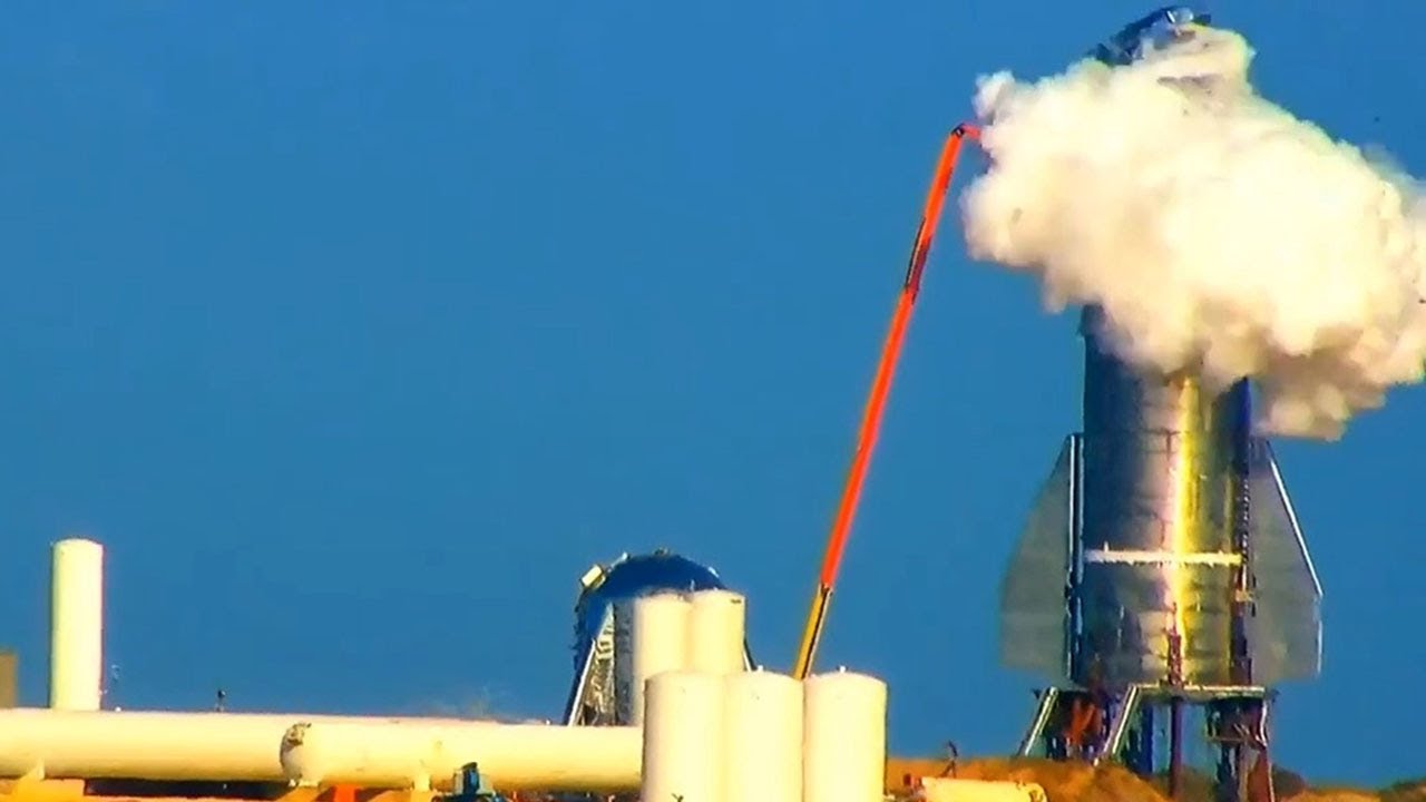 Elon Musk's SpaceX Starship explodes during testing - YouTube