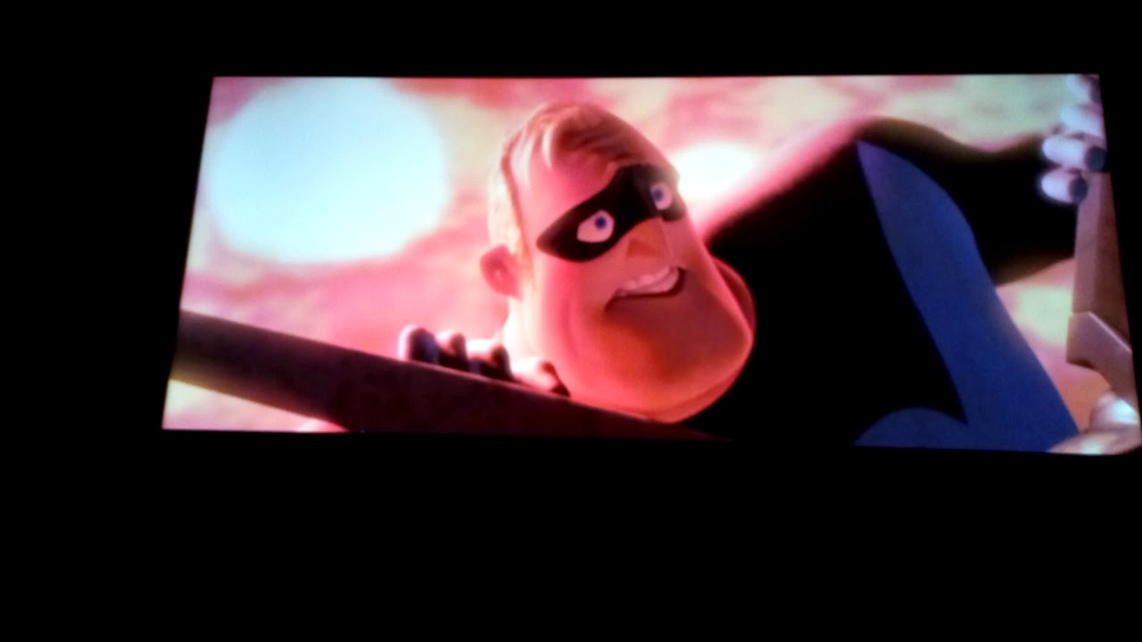 The Incredibles Robot Chase - YouTube