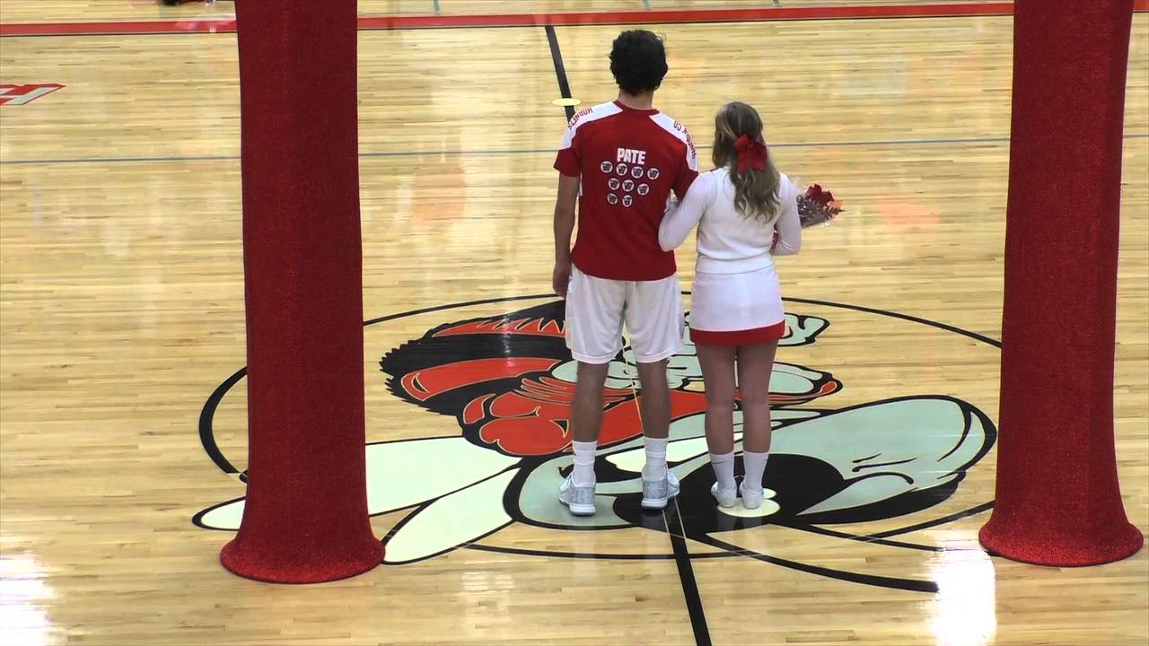 2016 Basketball Homecoming - YouTube