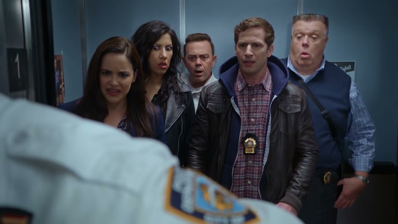 HOLT'S TATTOO || B99 Final episode - YouTube