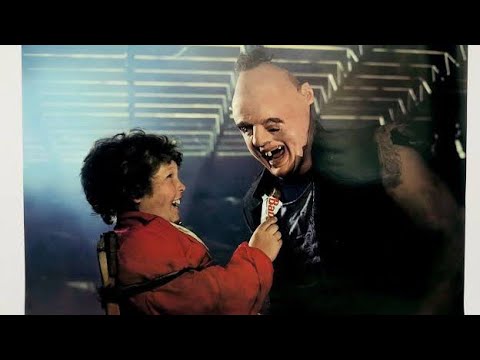 (SLOTH QUER CHOCOLATE!) CLÁSSICO DOS CLÁSSICOS OS GOONIES!! - YouTube