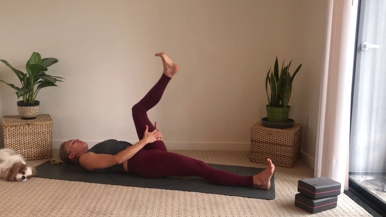 Wake Up Yoga Sequence with Maya - YouTube