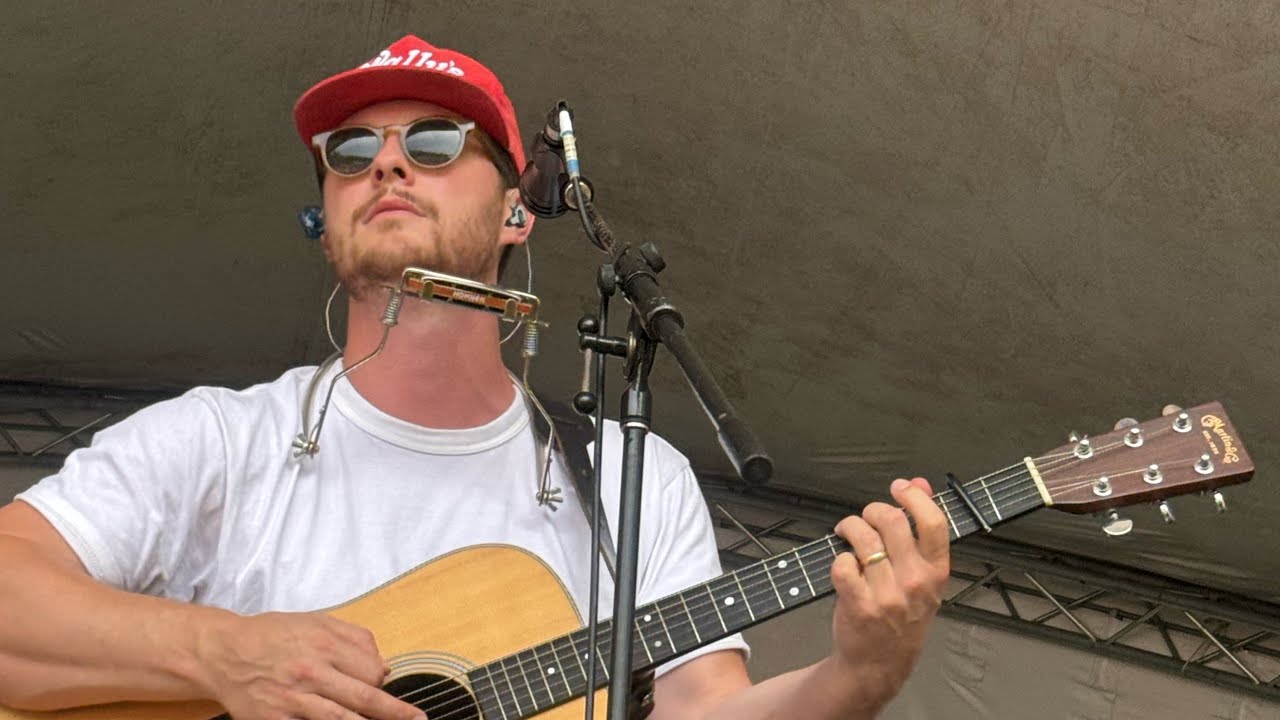 Noah Reid: Winnipeg Folk Festival; Every Rose Has Its Thorn #noahreid # ...