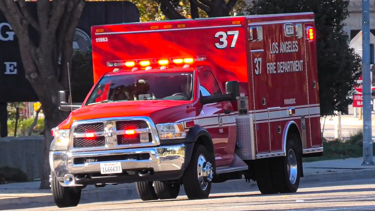 LAFD Rescue 37 Responding - YouTube