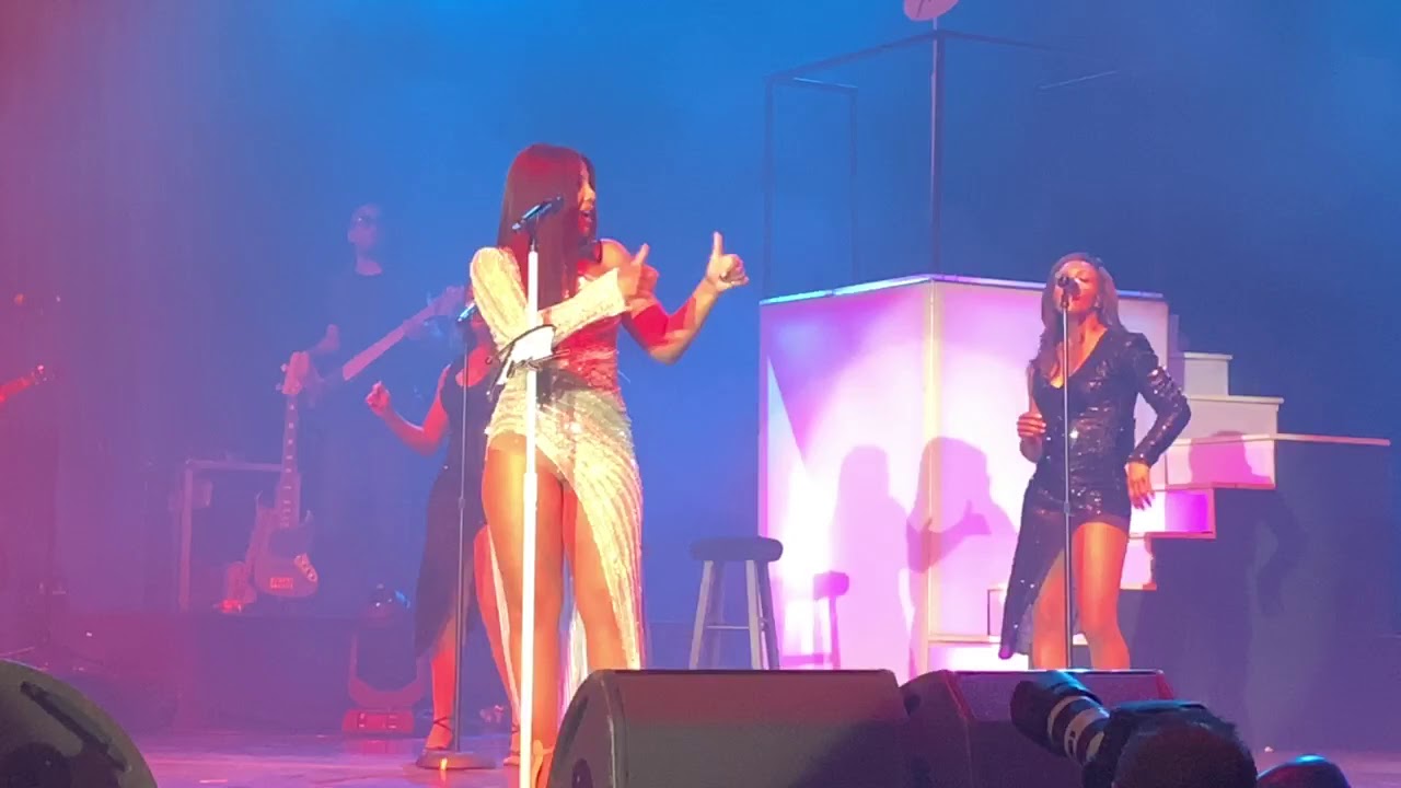 Toni Braxton - How Many Ways - Live: As Long As I Live Tour 2019 - YouTube