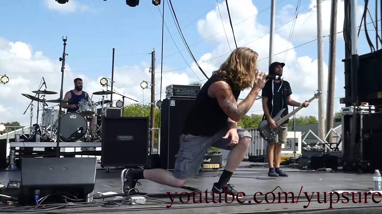 Decyfer Down Crash Live HD (Uprise Festival 2017) - YouTube