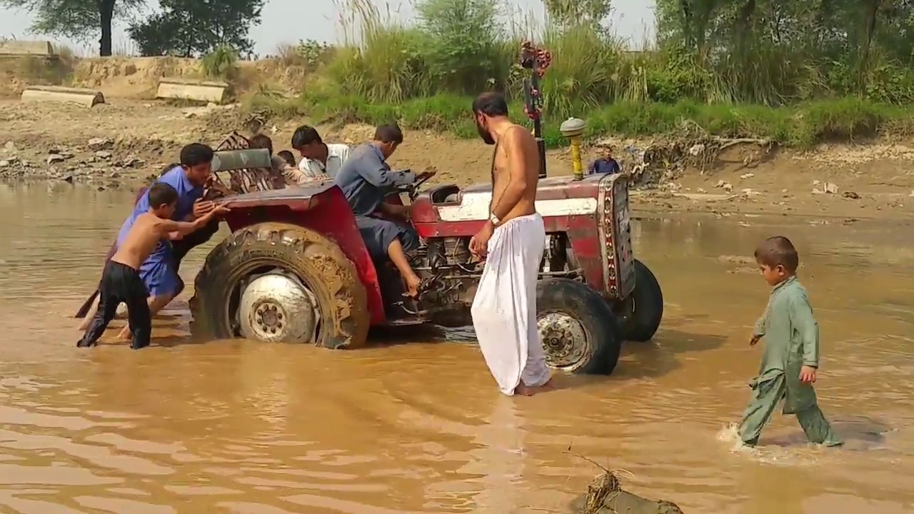 Extreme Off Road Test Of 1984 Tractor | Tractor Stuck In The Mud And ...