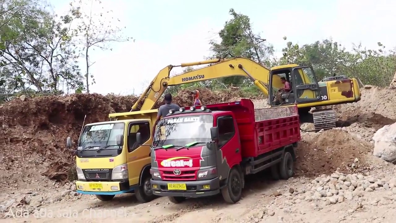 Alat berat Belko bego Excavator Komatsu Dump truck Jomplangan besar ...