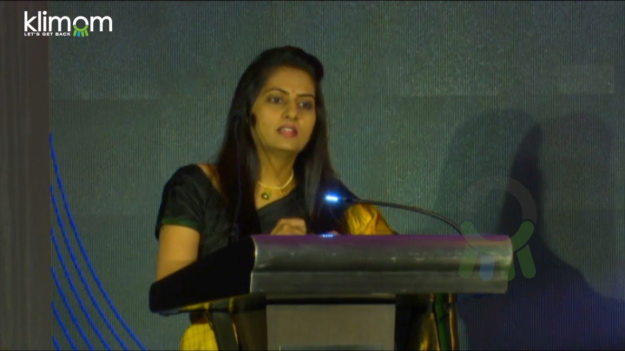Allola Divya Reddy receives Health Care Leader Award by IFAH - YouTube