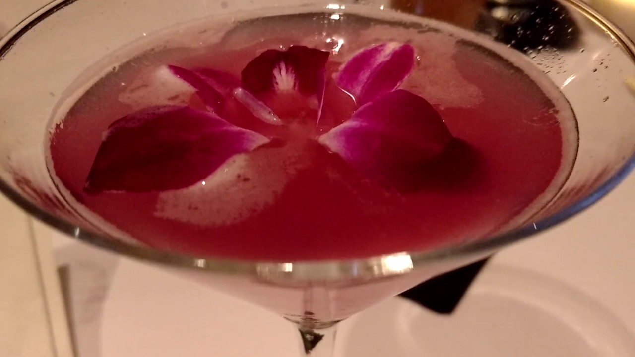 Wild Orchid Hawaiian Martini at Bonefish Grill - YouTube