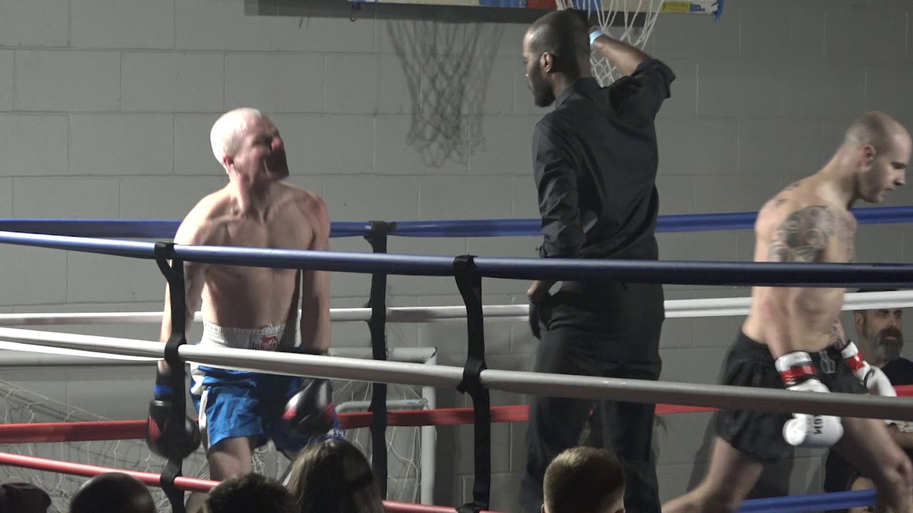 Danny Lomas v Stumpy Taylor (Bare Fist Boxing Association 9) - YouTube