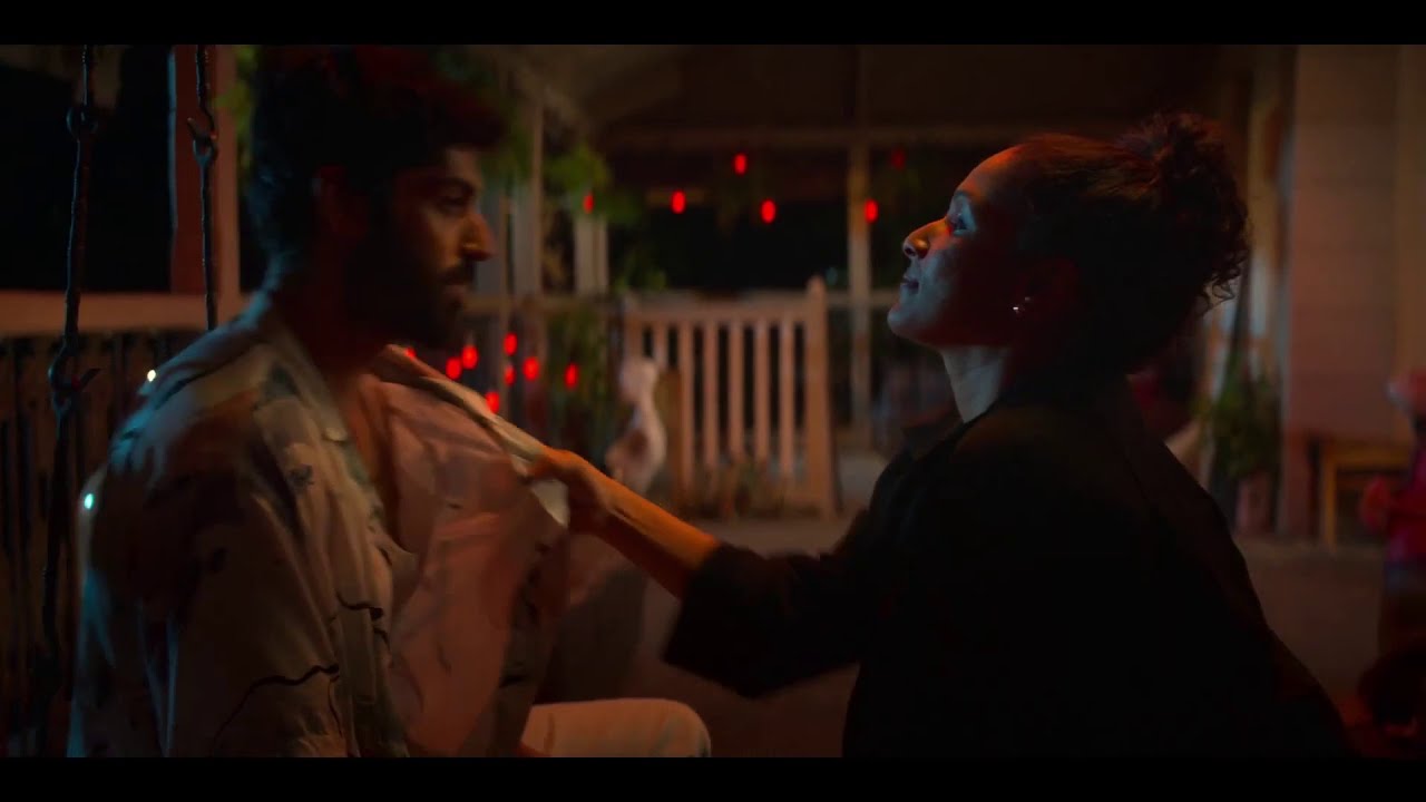 Masaba Masaba / Kiss Scene — Masaba and Jogi (Masaba Gupta and Smaran ...