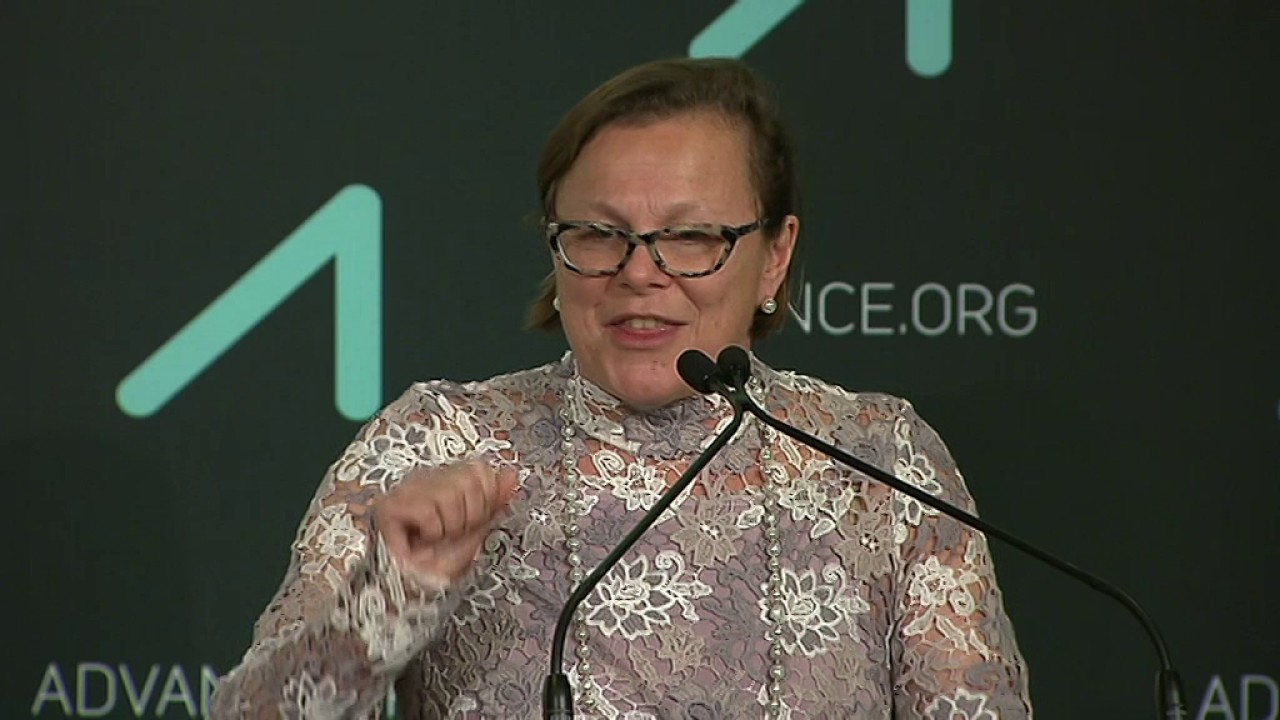 Professor Fiona Wood AM - 2016 Advance Global Australian Global Impact ...