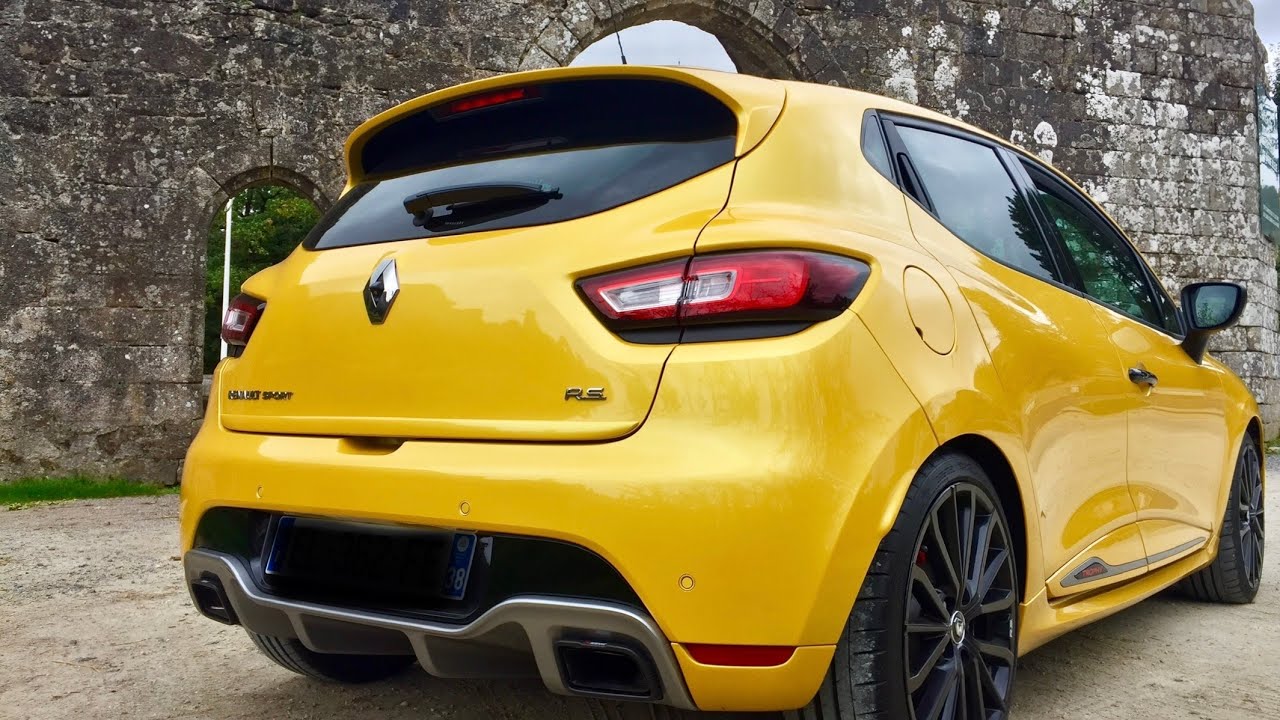 Clio 4 RS Trophy Part II ( Bonus OneWheel ) - YouTube