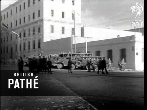 Algerians Riot Against De Gaulle (1960)
