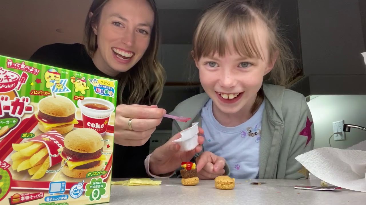 Unboxing Poppin Cookin candy burger and fries - YouTube