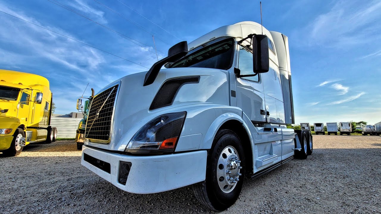 2016 Volvo VNL 670 - YouTube