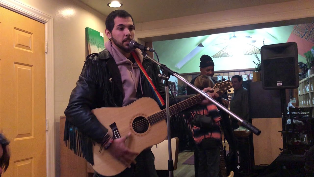 Austin Jacobs performs "Electricty" live at the Psychedelic Healing ...