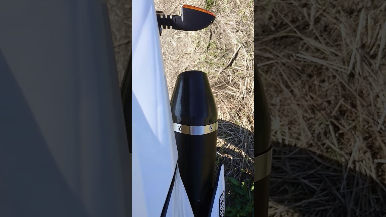 SWM SM 125 R ARROW Exhaust（non db） - YouTube