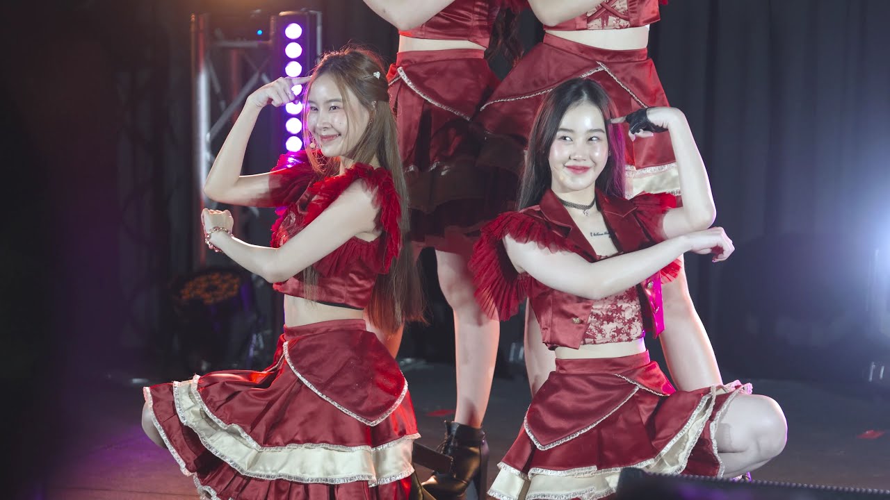 Wawa Daisy Daisy - ไม่ Lucky ก็รักเรา (Don't Worry) [Unit CASSIA] @Siam ...