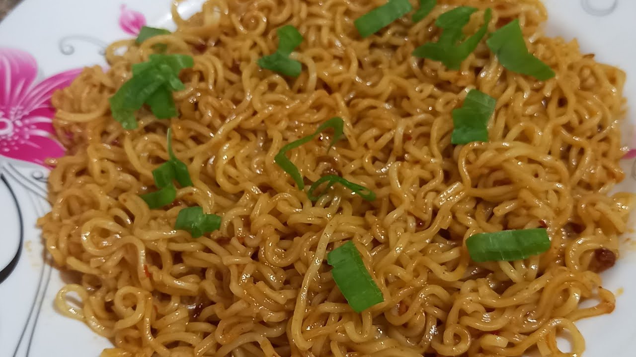 Spicy Noodles Recipe/Red Noodles Recipes/Fried Noodles Recipe - YouTube