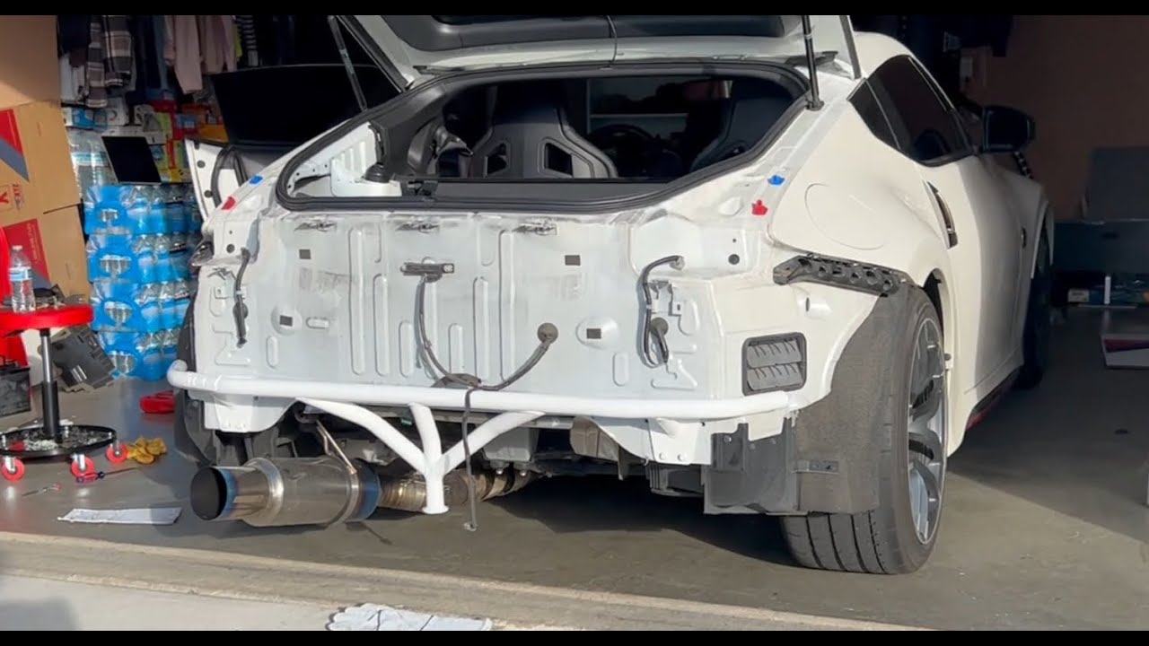 How to remove a 370z rear bumper and add a TFF (True Focus Fabrication ...