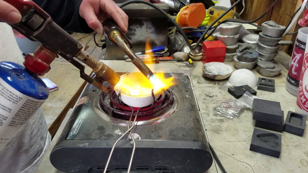 Sunday pour #2 my SILVER cross graphite mold - YouTube