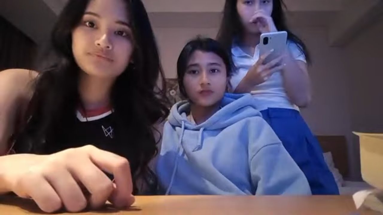 Live Showroom Raisha JKT48 - 12-7-23 - YouTube