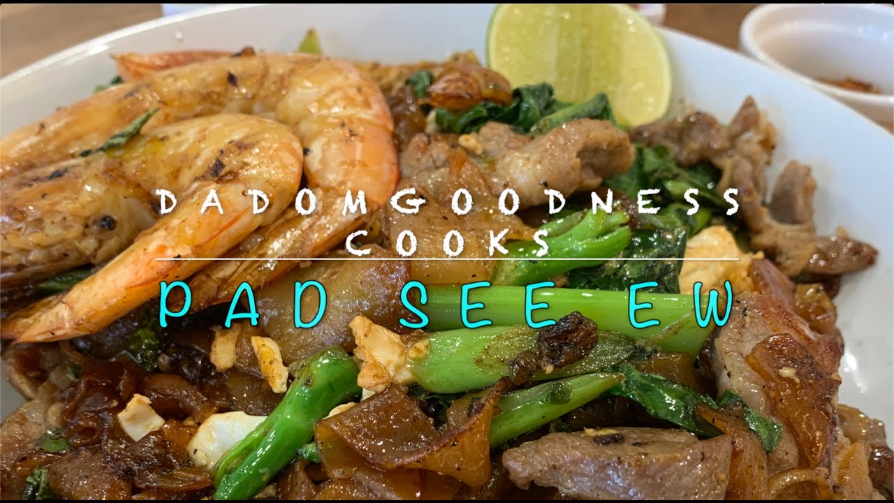 How to cook Pad See Ew - ผัดซีอิ๋ว. Full recipe in description - YouTube