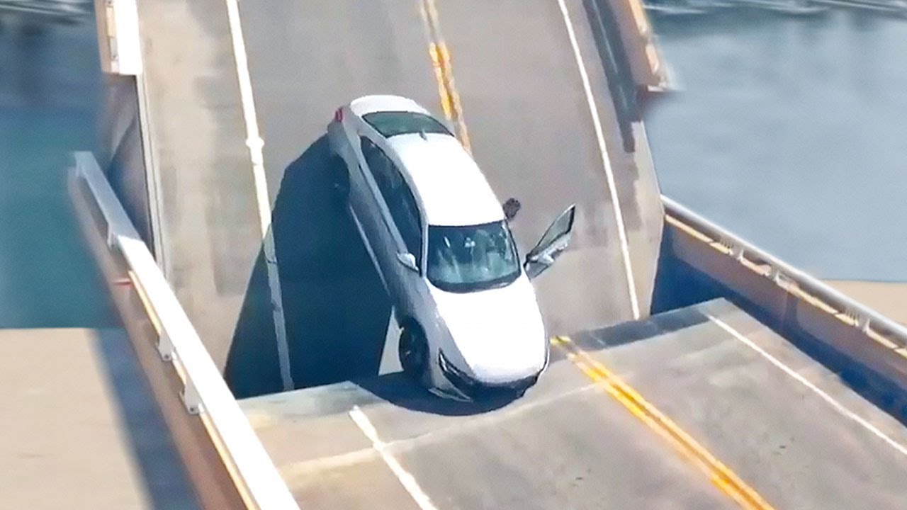 Drawbridge Failures Caught On Camera - YouTube